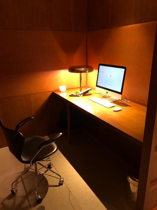 Cathay Pacific First Class Lounge The Pier Hong Kong | GenX GenY GenZ